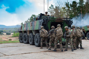 Opto-pyrotechnical fiber optic line for the army